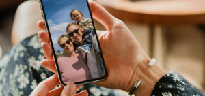 How to Use Video Calling on iPhone & Android – 2025 Guide